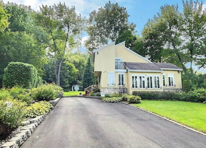 Havre De Paix Familial Entouré De Verdure - Trois-Rivières