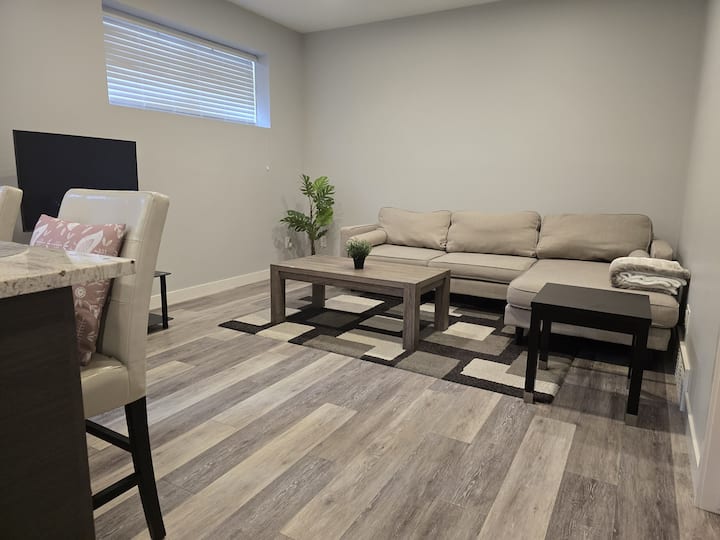Basement Suite For Professional - Prince Albert