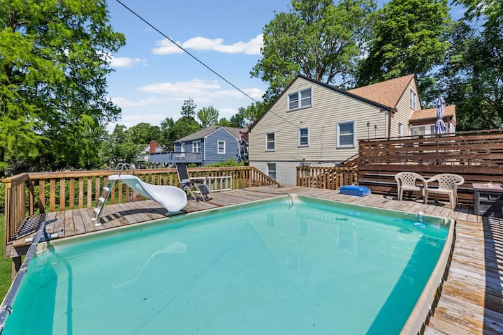 Kc Home W/ Pool, Outdoor Deck Grill & Big Backyard - Independence, MO