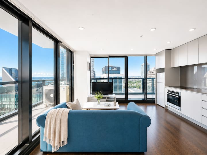 Sun-filled Harbour Views W Huge Balcony | 2br 2ba - Auckland