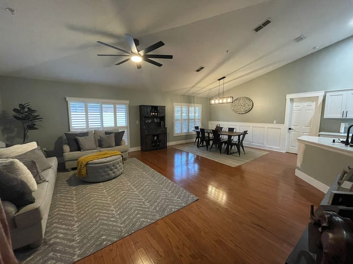 Charming 3bed/2bath Home In North Orlando - Apopka, FL