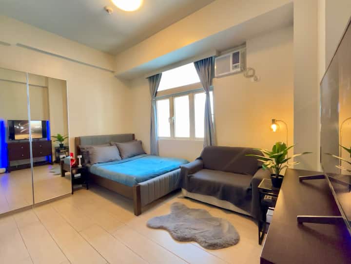 Chill Vibe Makati Condo W/ Gym, Pool, Dance Studio - Makati
