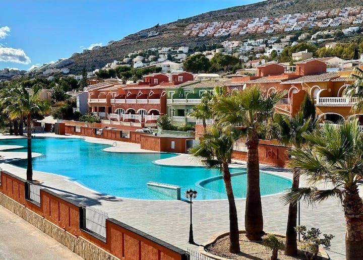 Apartamento En Cumbre Del Sol Con Piscina Y Jardín - Benitachell