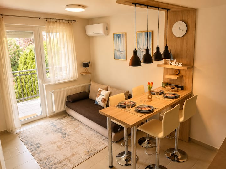 Lake And Sun - 100m To Beach,  Pool, Sauna, Garage - Siófok