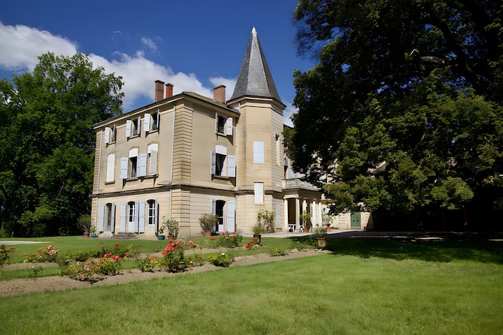 Chateau De Barral - Beaurepaire