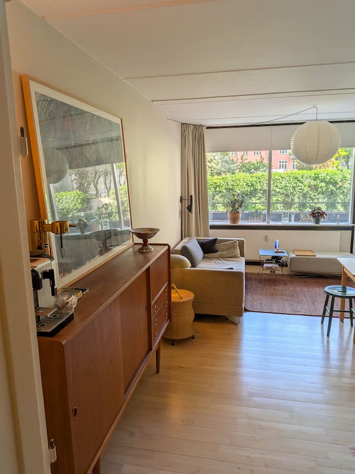 Charming Frederiksberg C Flat W/ Balcony - Copenhagen