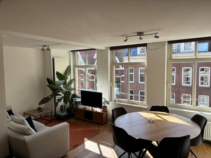 Light-filled Apartment Near De Pijp & Metro - Diemen