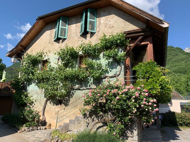 Talloires – Deux Chambres Dans Maison De Caractère - Talloires