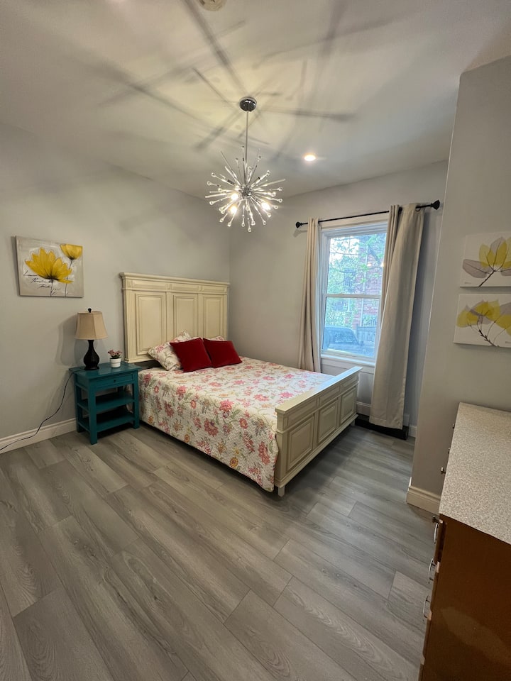 Comfortable Home Away From Home Near Downtown - Guelph