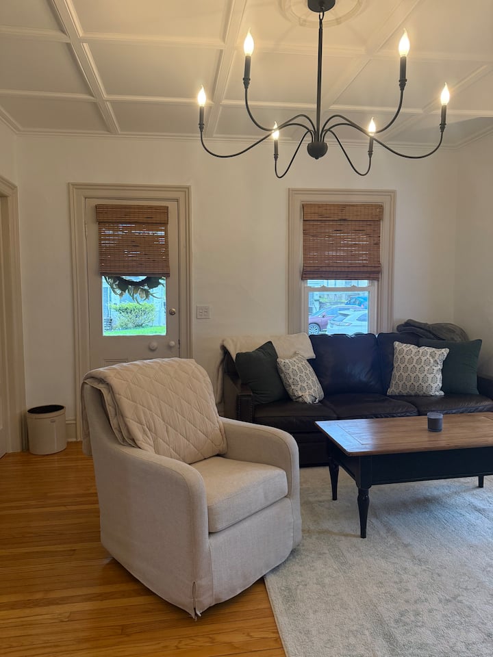 Downtown Designer Home! - Oneonta, NY