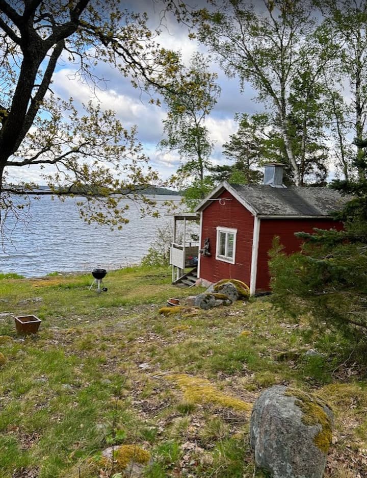 Sommaridyll Vid Mälarn - Bro