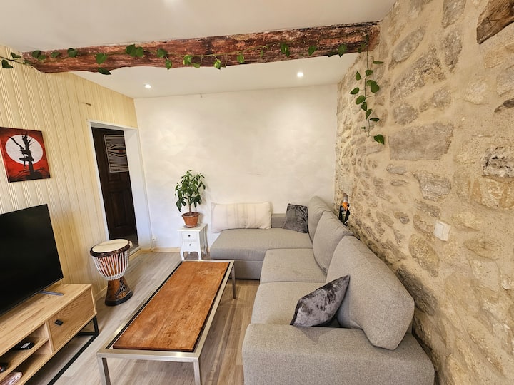 T2 Cosy Au Calme Au Cœur Du Luberon - Cucuron