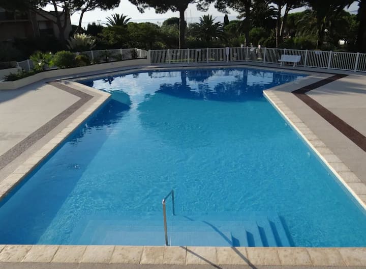 Studio Mer, Piscine, Parking, Résidence Privée - Sainte-Maxime