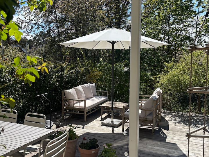 Charmigt 50-talsradhus I Stureby - Stockholm