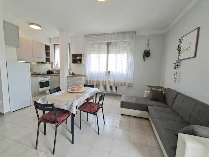 Attico Zona Nuova, Follonica Via Toscanini N. 25 - Follonica