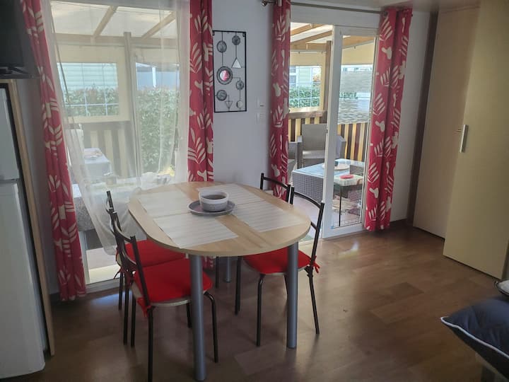 Mobilhome 2 Chambres 
Climatisé
Camping Familial - Mimizan