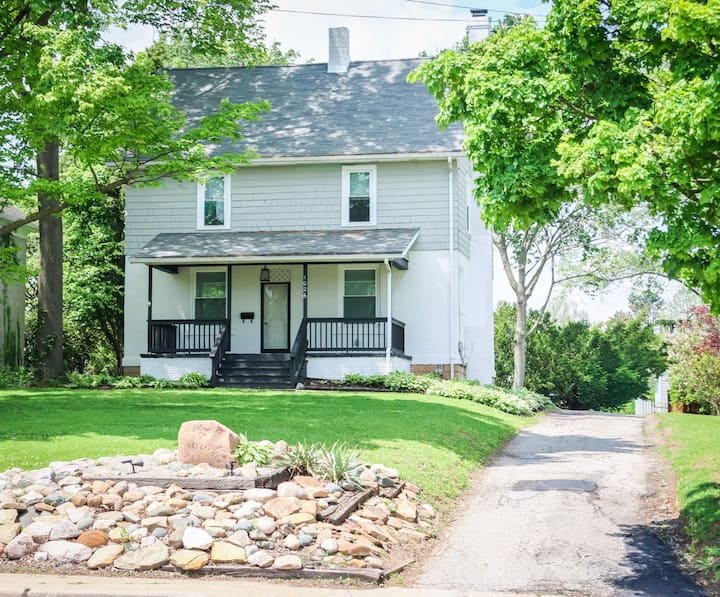Tuffy's On Claremont: 4br By Au W/ Billiards & Pit - Ashland, OH