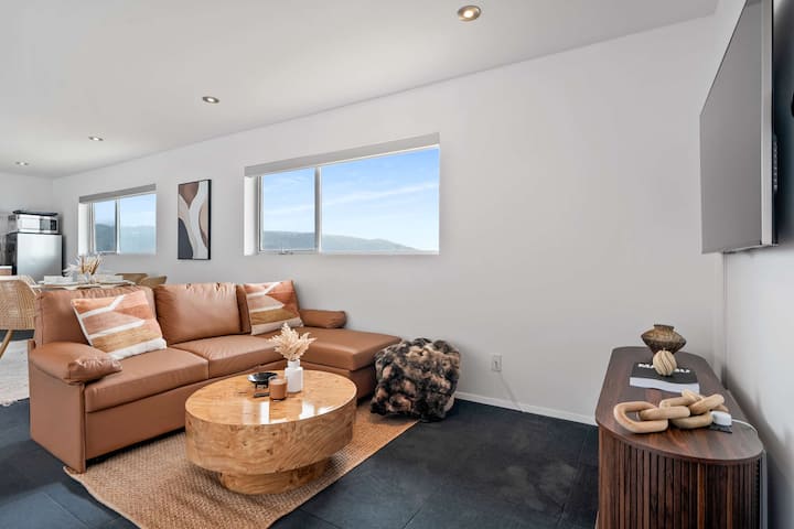 Casa Azurelee By Oraklus - Malibu, CA