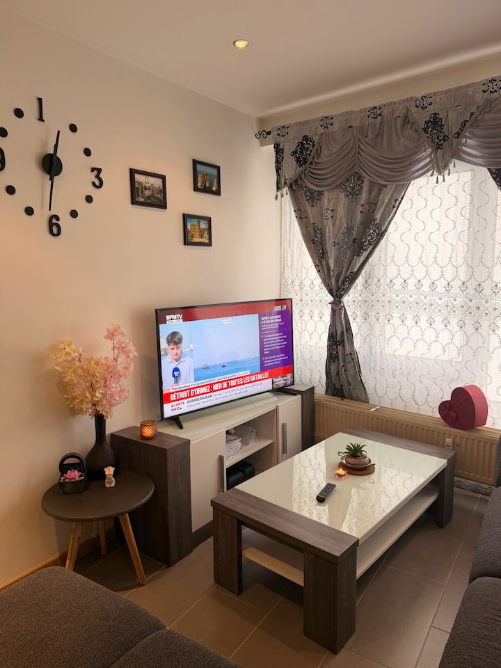 Apartment In Antwerpen - Antwerp