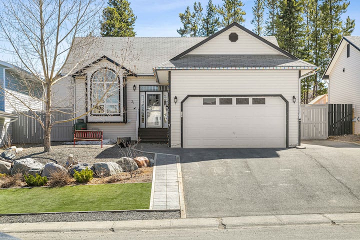 Nn - The Ruby - Copper Ridge 1-bed 1-bath Suite - Whitehorse