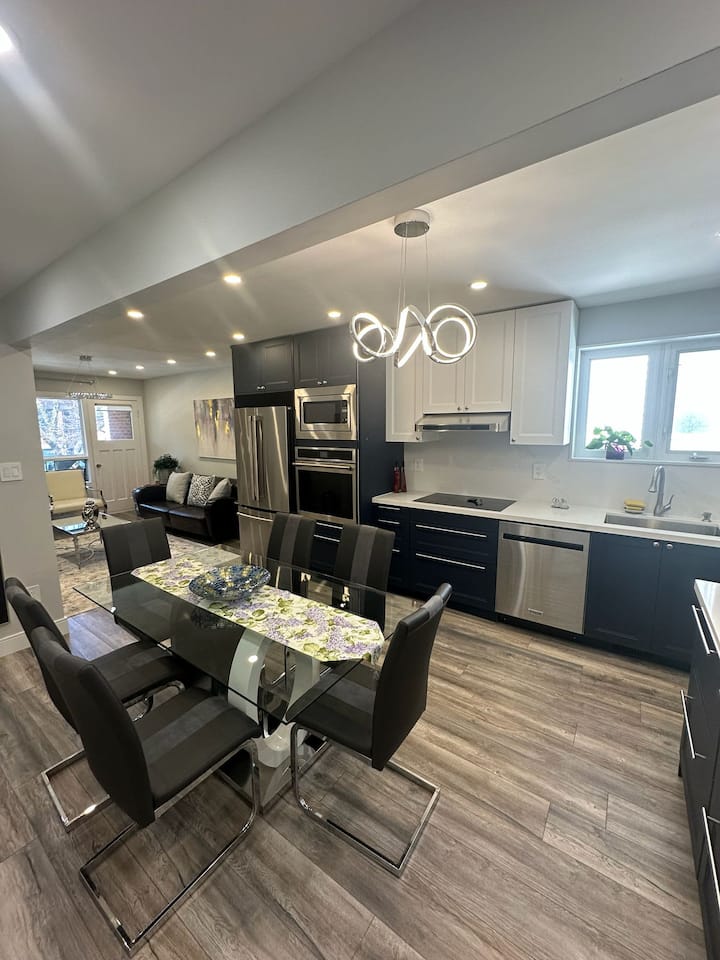 3br Beauty Downtown Toronto! Fully Renovated! - Toronto