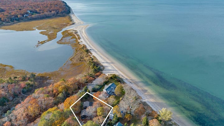 Peconic Bay Beach Bungalow 2 - Hampton Bays, NY