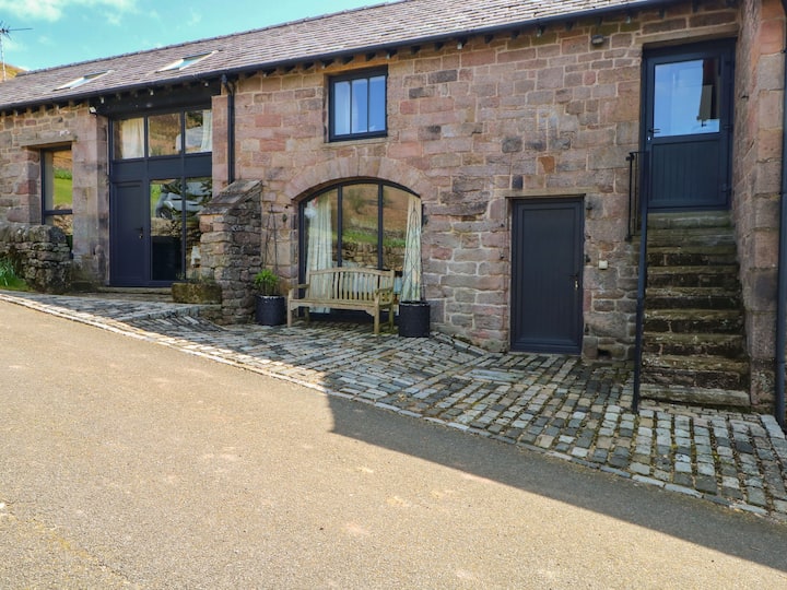Pearls Farm Two - Macclesfield