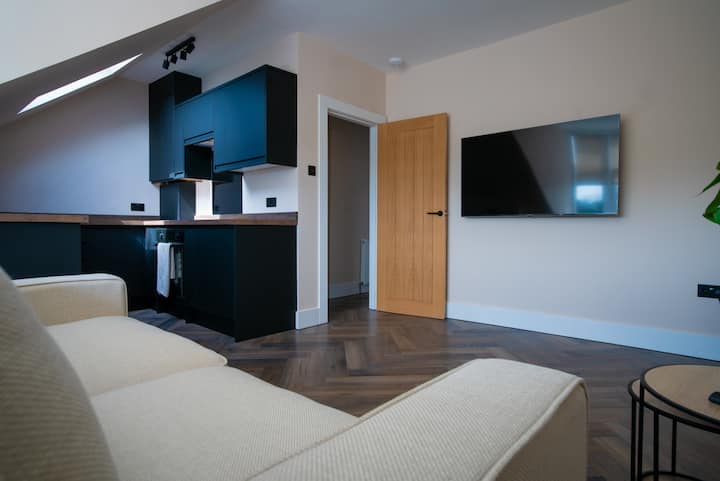 Cozy 2 Bdr In Ardrossan | Sleeps 5 | Parking - Saltcoats
