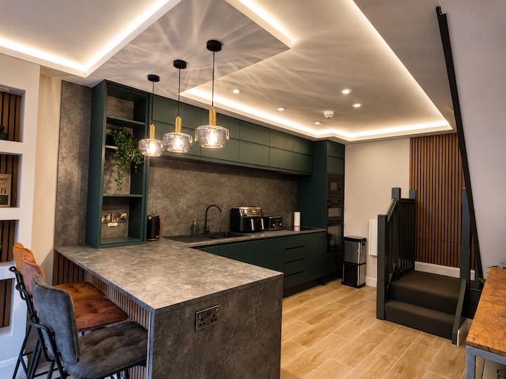 Grove At Burton House - Premium Apt - Sleeps 4 - Kilkee
