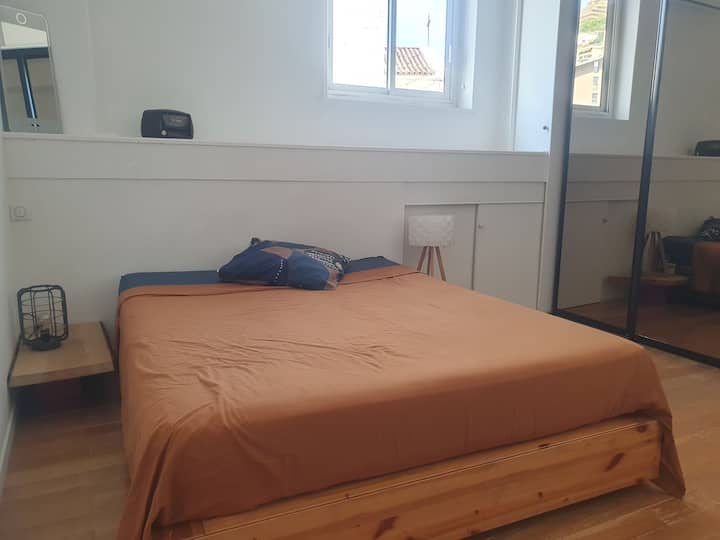 Une Grande Chambre Lumineuse Dans Un Loft - Nice