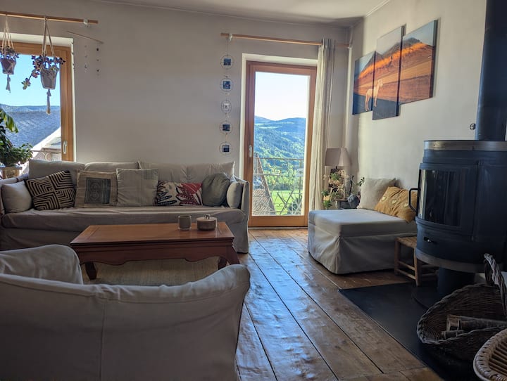 Escale De Charme : Appartement De Caractère - Chabanon