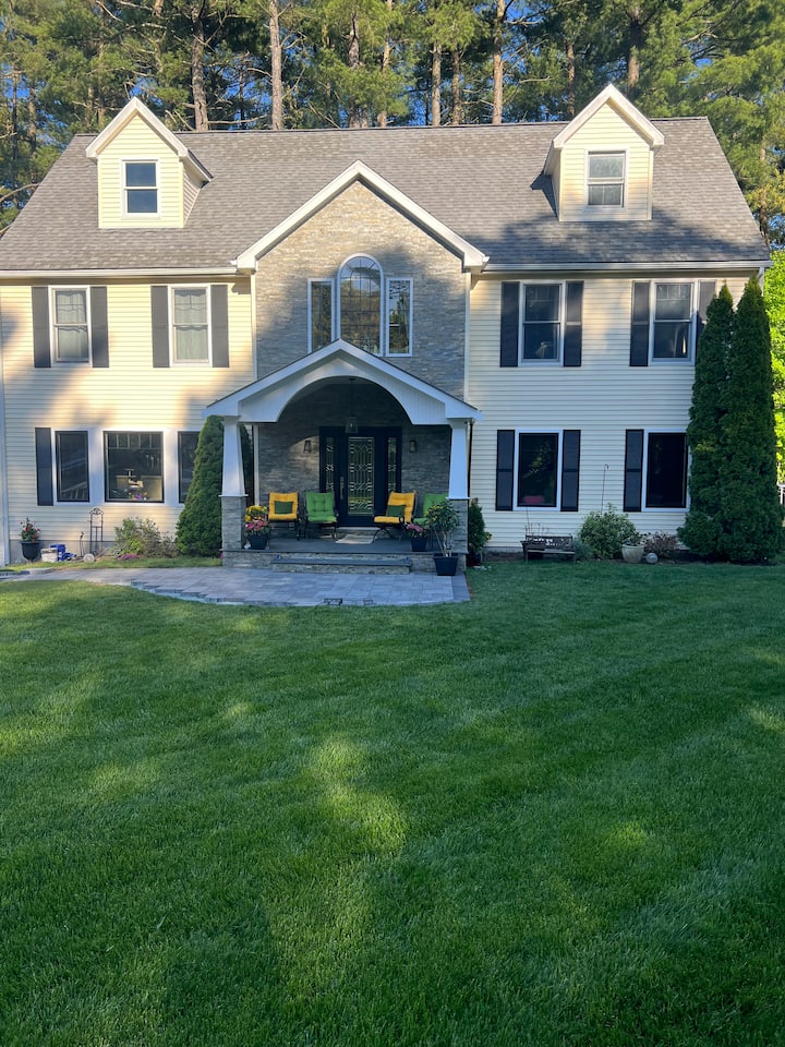 World Cup Stay. Cozy Private Room - Mansfield, MA