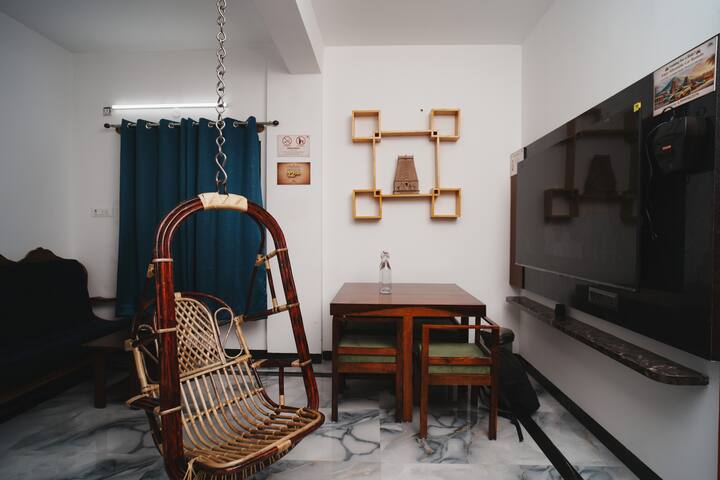 Massive 10bhk Mega Group Stay • Sri Sakthi Nivas - Tiruvannamalai