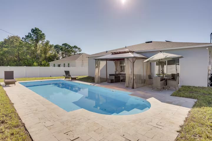 Heated Pool • Near Beach • Outdoor Dining + Gazebo - Port St. Lucie, FL