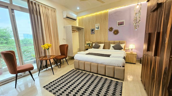 Luxury Rooms & Peaceful Stay At Moksh Grand - Ghaziabad