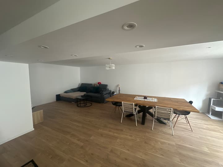 Chambre, Spacieuse Et Bel Espace De Vie - Toul