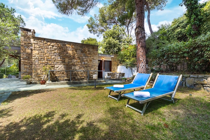 Hostdomus - La Dimora Nella Pineta - Andora