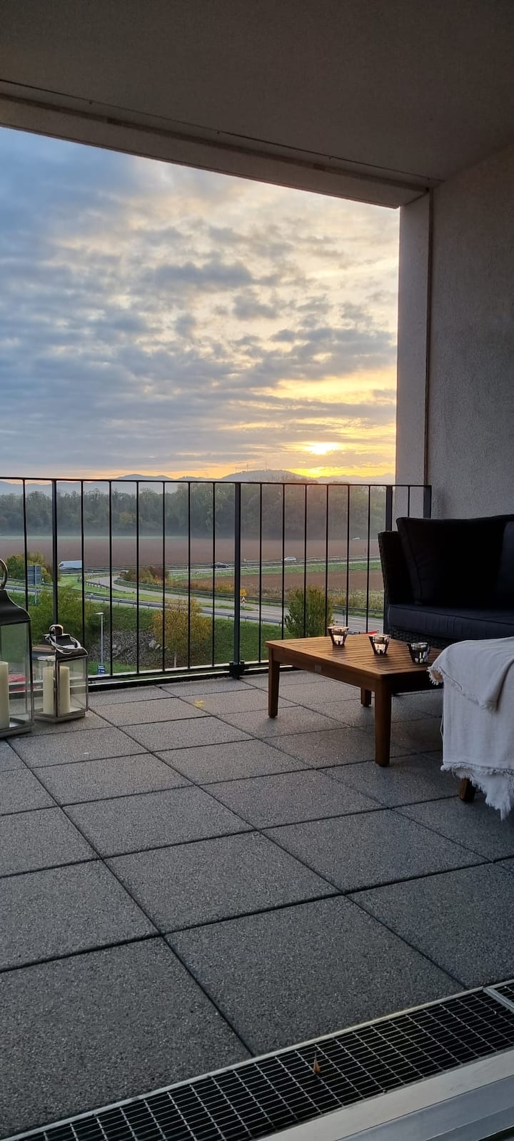 Helles Design-apt Bei Freiburg | Schwarzwald-blick - Reute