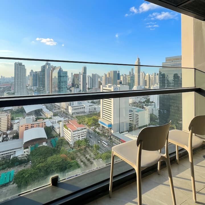 High Floor Near Mrt | Pool, Sauna, Skyline Views - Thailand