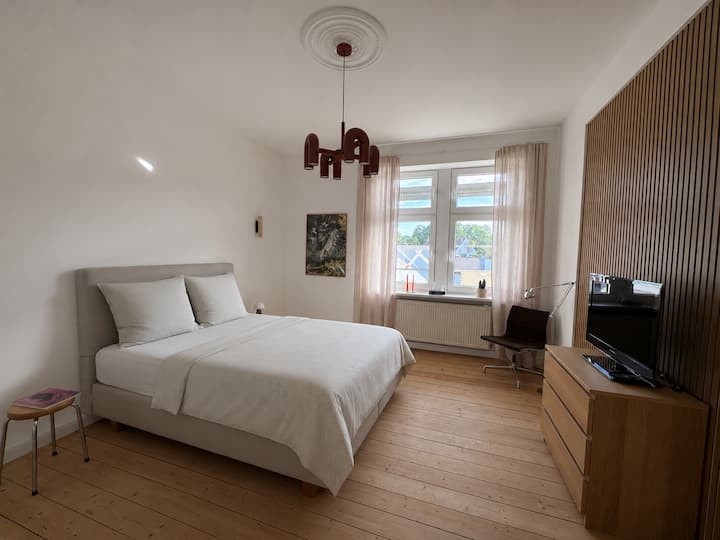 Stylish 6 Bedroom House In Worms City Center - Worms