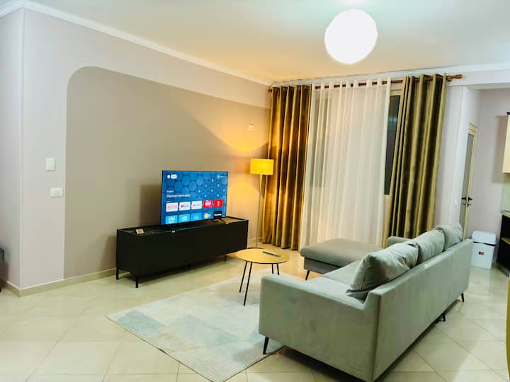 Refreshed • City Center • Family Space • 317e - Lushnjë
