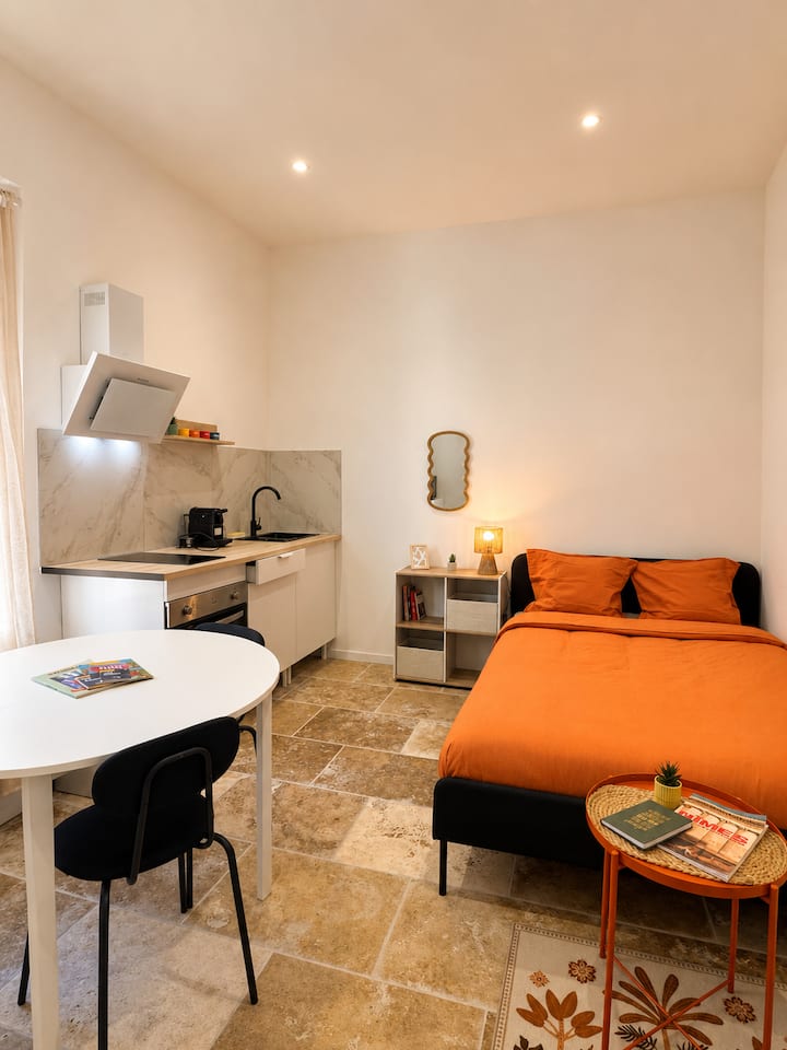 Cocon Terracotta 2 Pers Climatisé - Nîmes