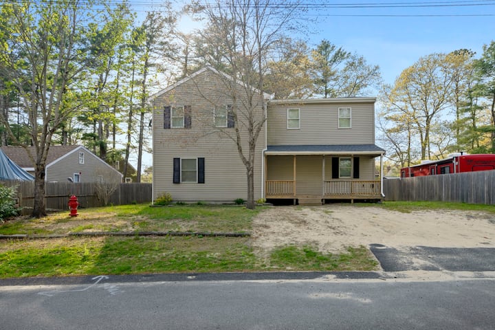2-room Apartment In Plymouth - Wareham, MA