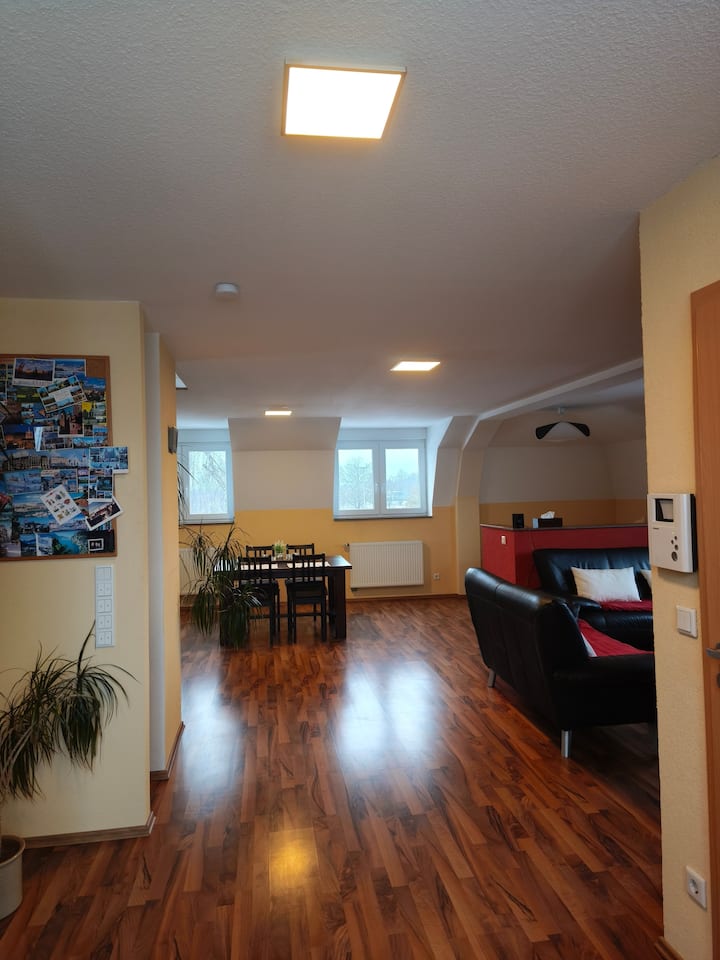 Helles Penthouse Mit Balkon - Paderborn