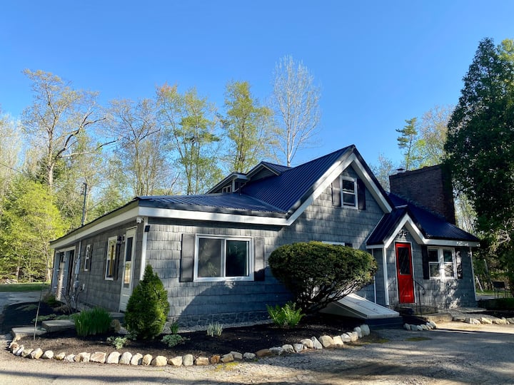 Oldest Summer Resort In America. Games, Mtn Biking - Wolfeboro, NH
