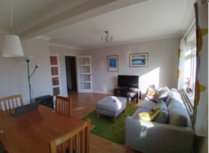 Southport Apartment, Quiet Yet Central. - Southport