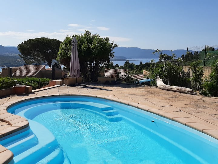 Villa Avec Piscine, Vue Mer, Plage à 15mn à Pied - Sagone