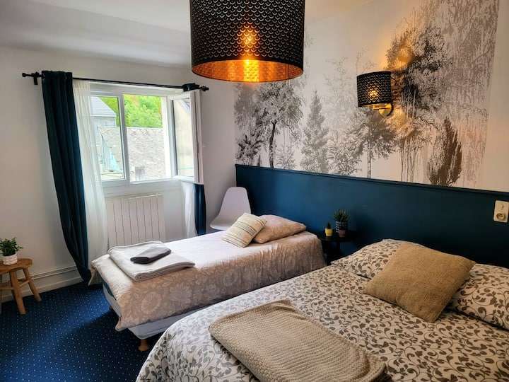 ÉTage Privé De 3 Chambres + Cuisine Partagée - Lourdes