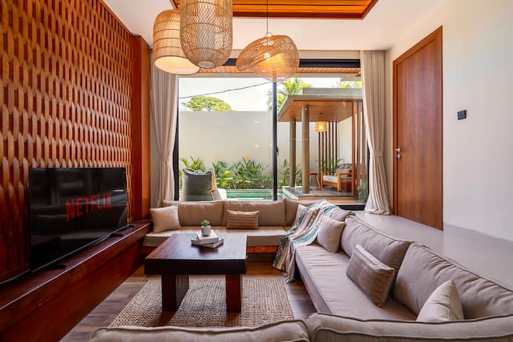 Canggu Atelier Luna | New Luxury 6br Villa - Seminyak