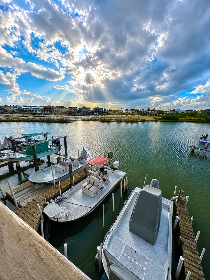 Waterfront Port Isabel/spi Condo For Rent-sleeps 6 - Port Isabel, TX